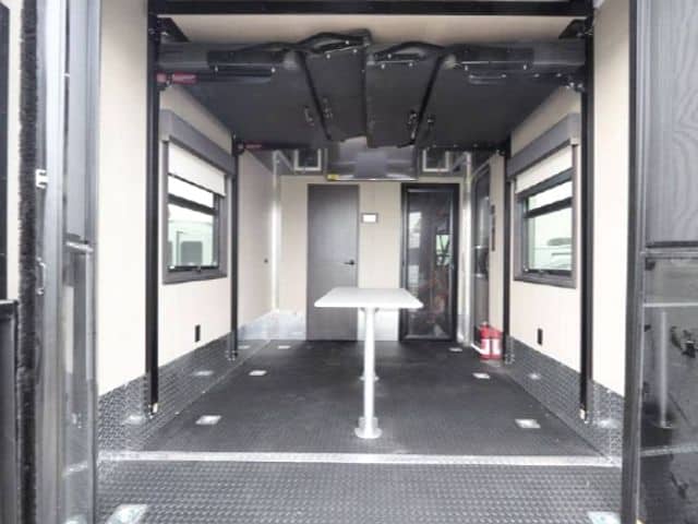 Top 10 Luxury 5th Wheel Toy Haulers (With Pricing) - RV Owner HQ