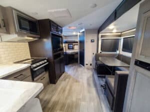 Explore 12 Amazing 30-Foot Travel Trailer Floor Plans - RV Owner HQ