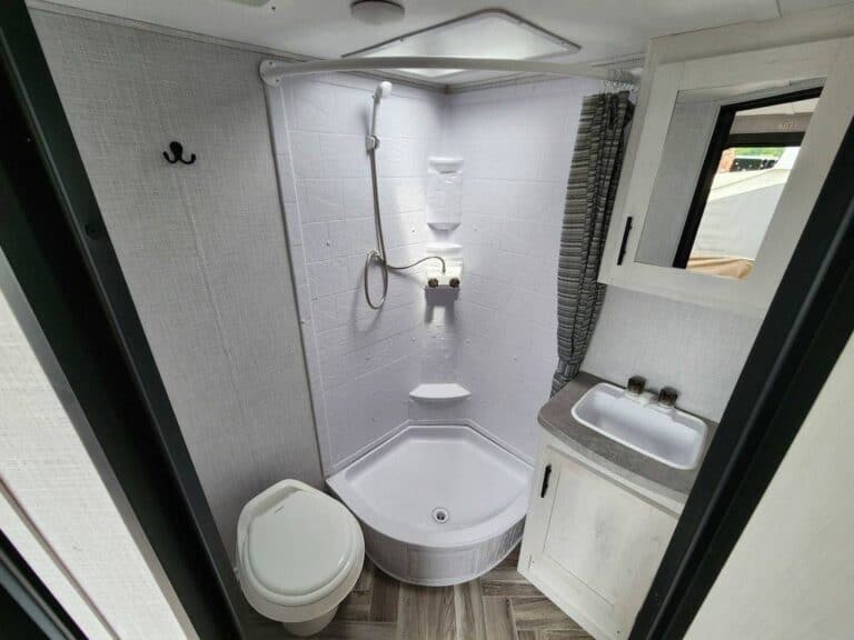 Ten Small 20-Foot Travel Trailer Floor Plans You Have to See! - RV Owner HQ