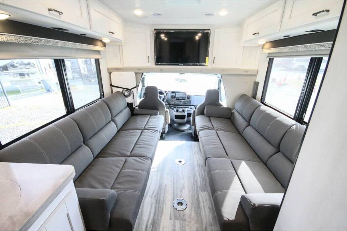 Smallest Class C RV: Gulf Stream BT Cruiser 5210 - RV Owner HQ