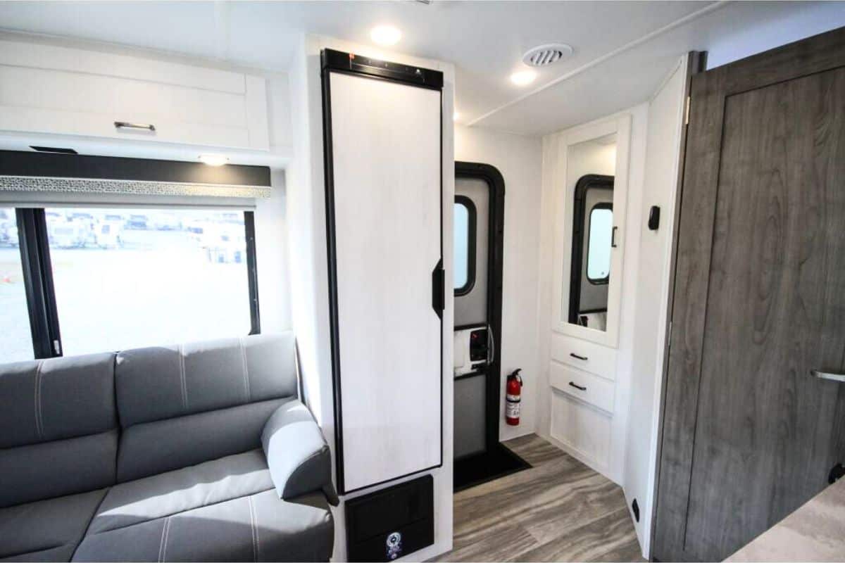 Smallest Class C RV: Gulf Stream BT Cruiser 5210 - RV Owner HQ
